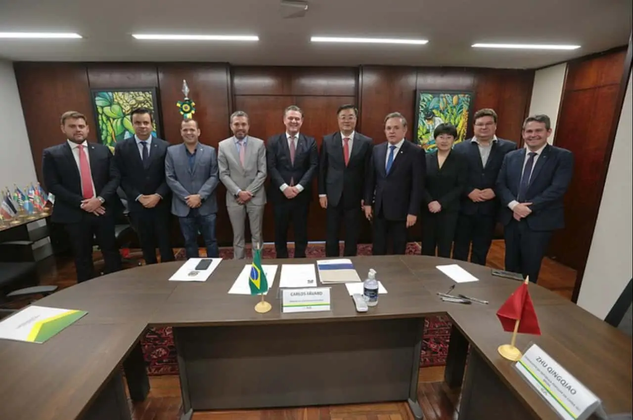 Brasil intensifica relações comerciais com a China para fortalecimento ...